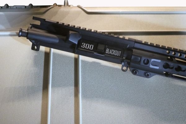 16" AR15 MILSPEC 300 BO Complete Upper W / 15" SKELETON HANDGUARD ...